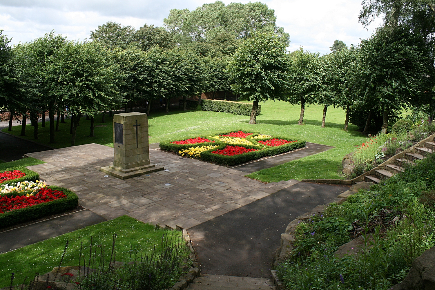 Memorials: Kirkham War Memorial