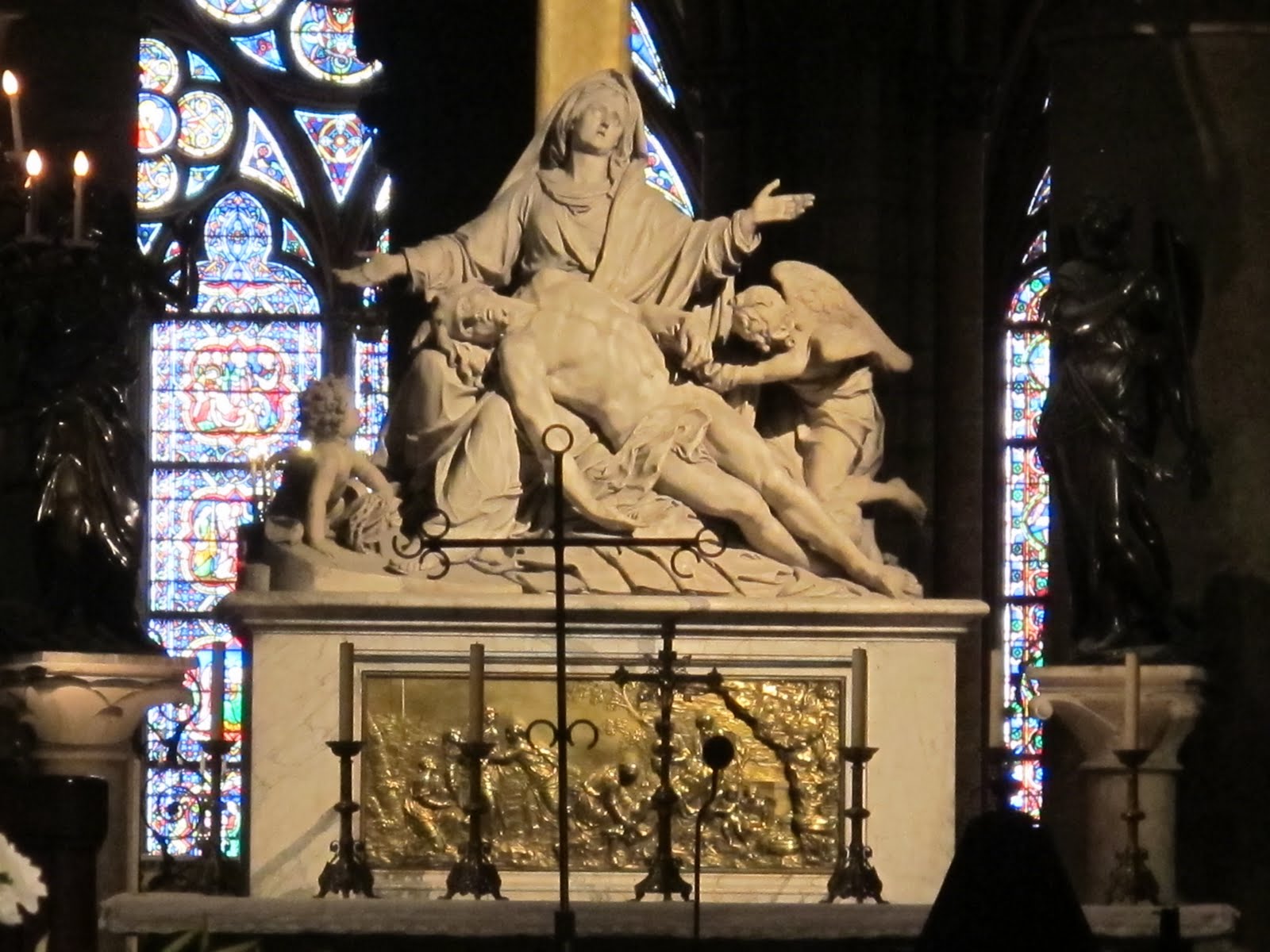 SPIRITUS goes to France!: Day 4: Concert at Notre Dame, Paris to Dijon