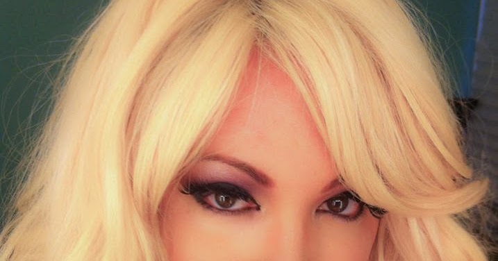 The Heroines of My Life: Interview with Michelle Austin