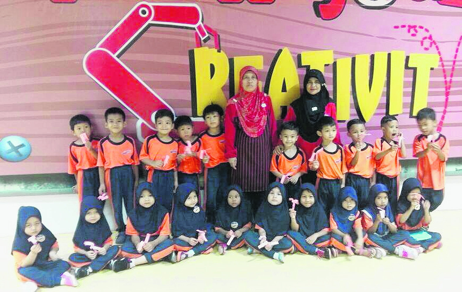 Pabila Penaku Menari: Murid tabika lawat Pusat Sains dan Kreativiti ...