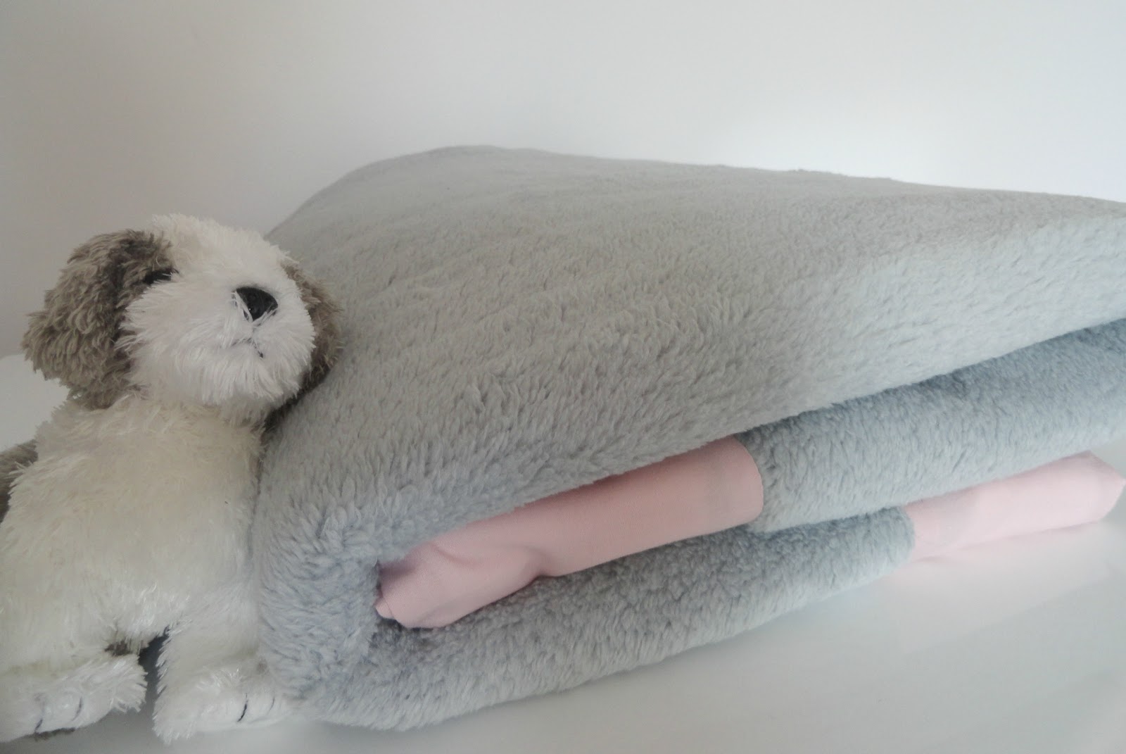 Libertylle: Un plaid pour petite fille...