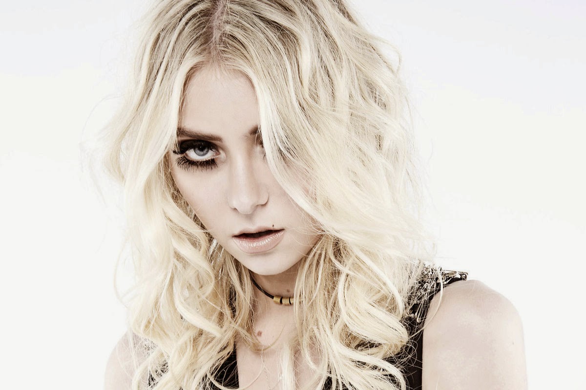 The Reckless Magazine: Entrevista a Taylor Momsen por Red Bull