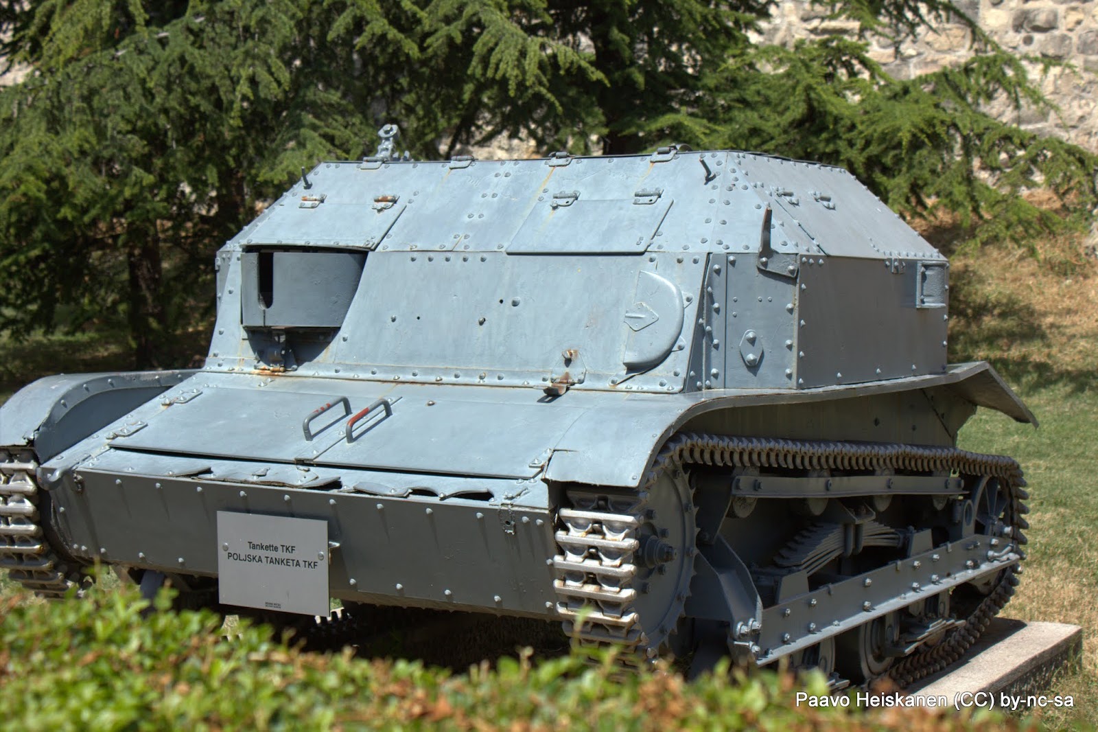 Underexposure: Belgrade Military Museum