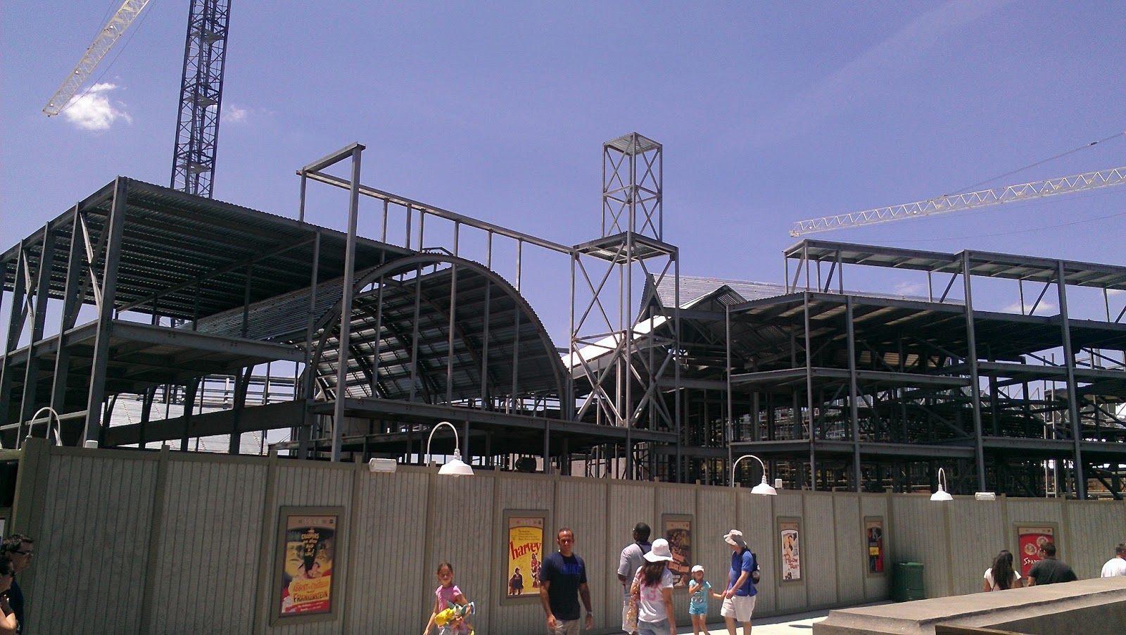 Orlando Area Theme Parks, Attractions, and Eateries: Universal Studios ...