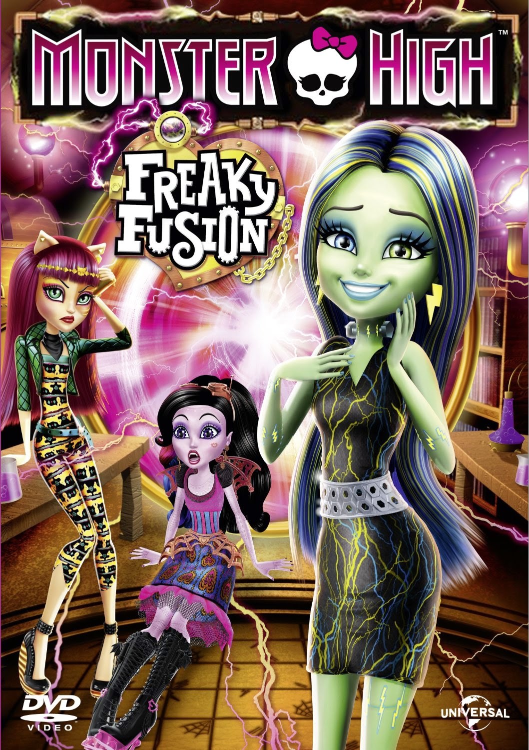 Monster High-Pretty : Caratula del DVD de Monster High Freaky Fusion