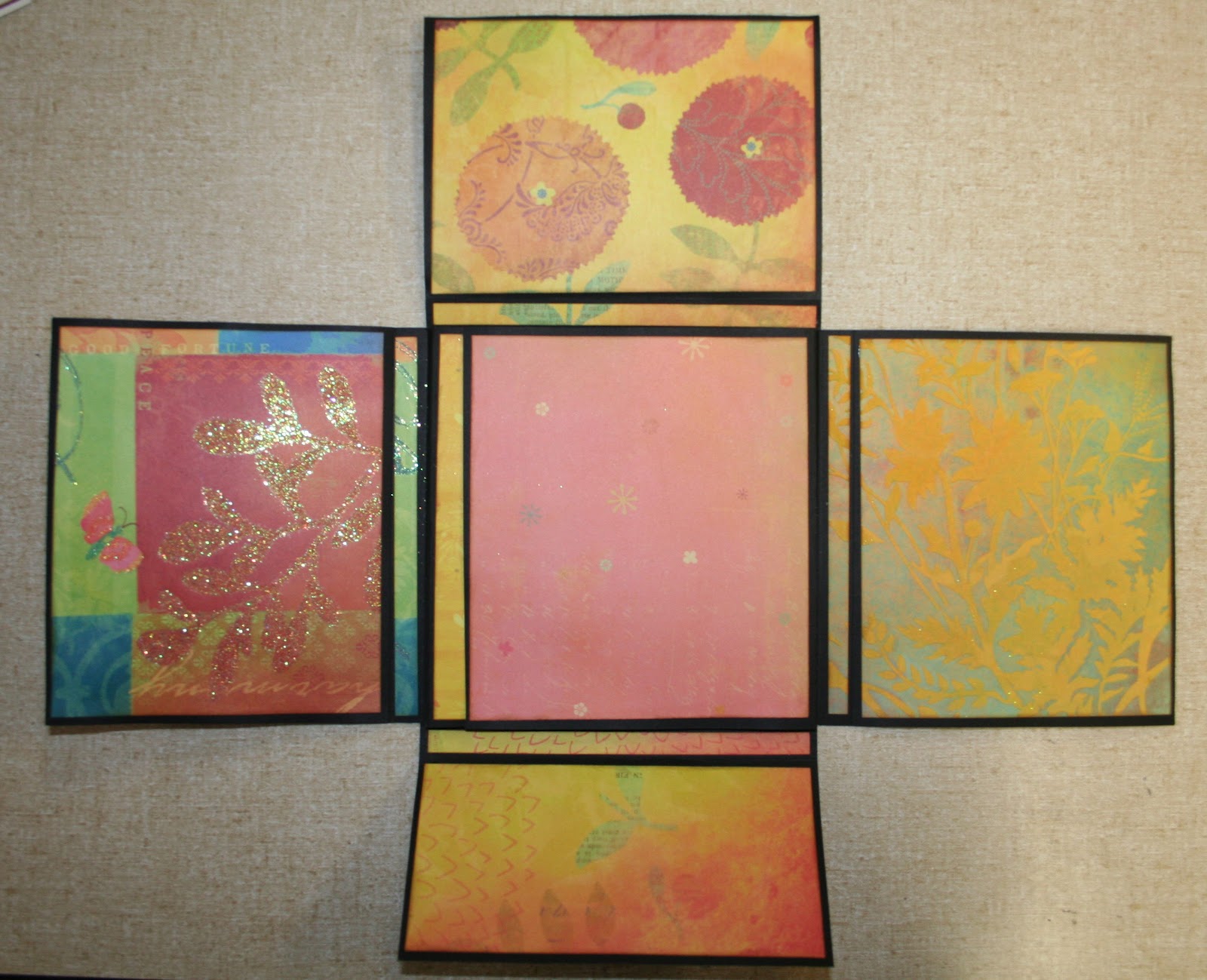 Scrapbook Garden: Square Album Class