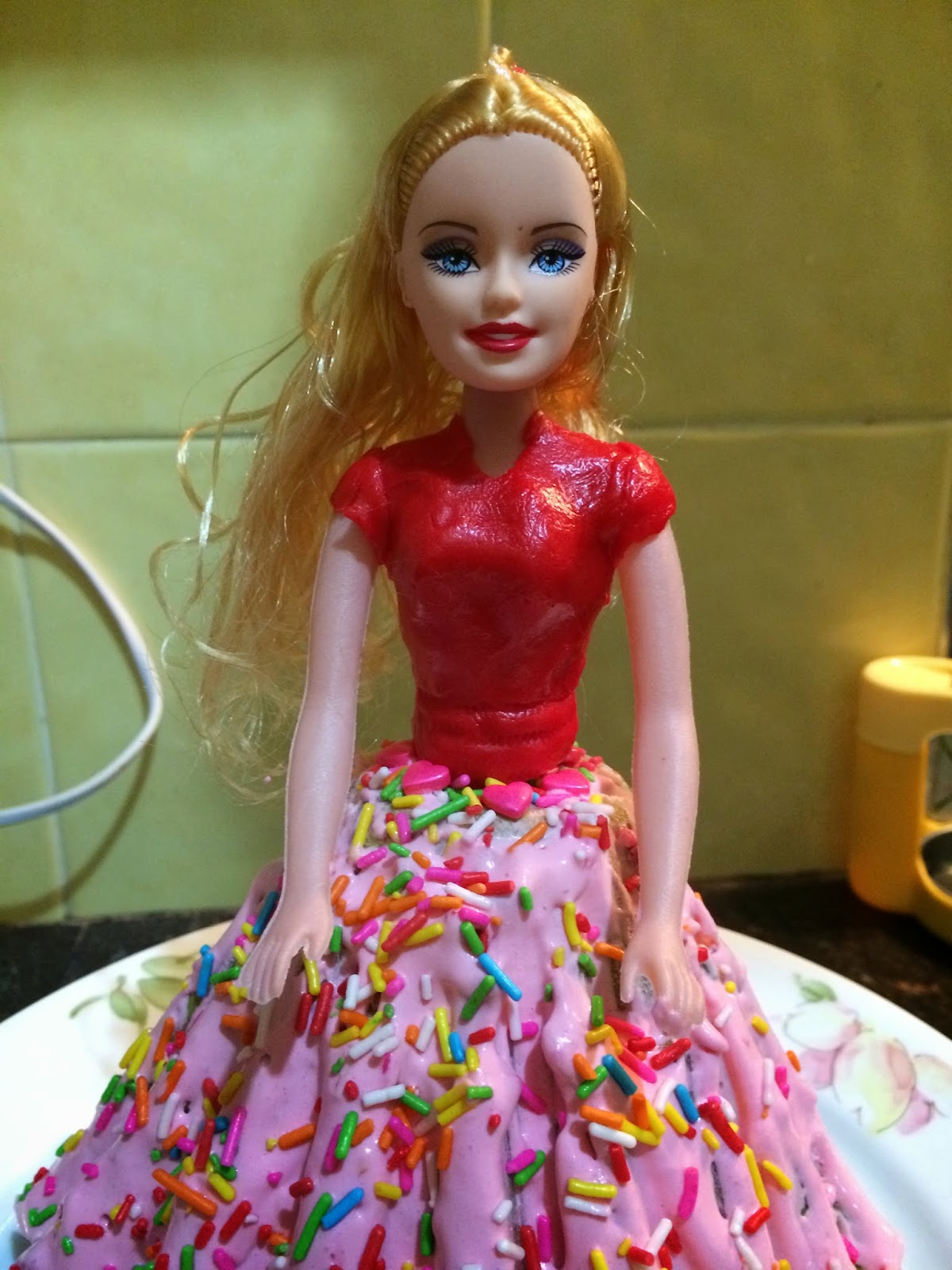 Cara Nak Buat Kek Patung Barbie - EllakruwRichard