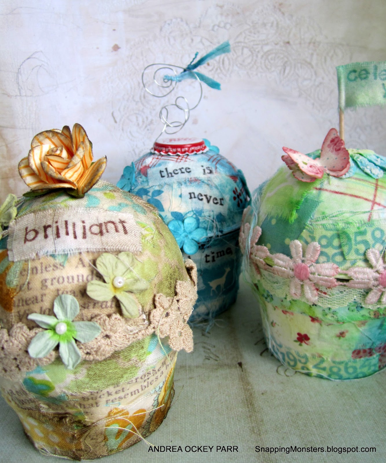 Snapping Monsters: My Other Creations: Fabric Mache Cupcakes