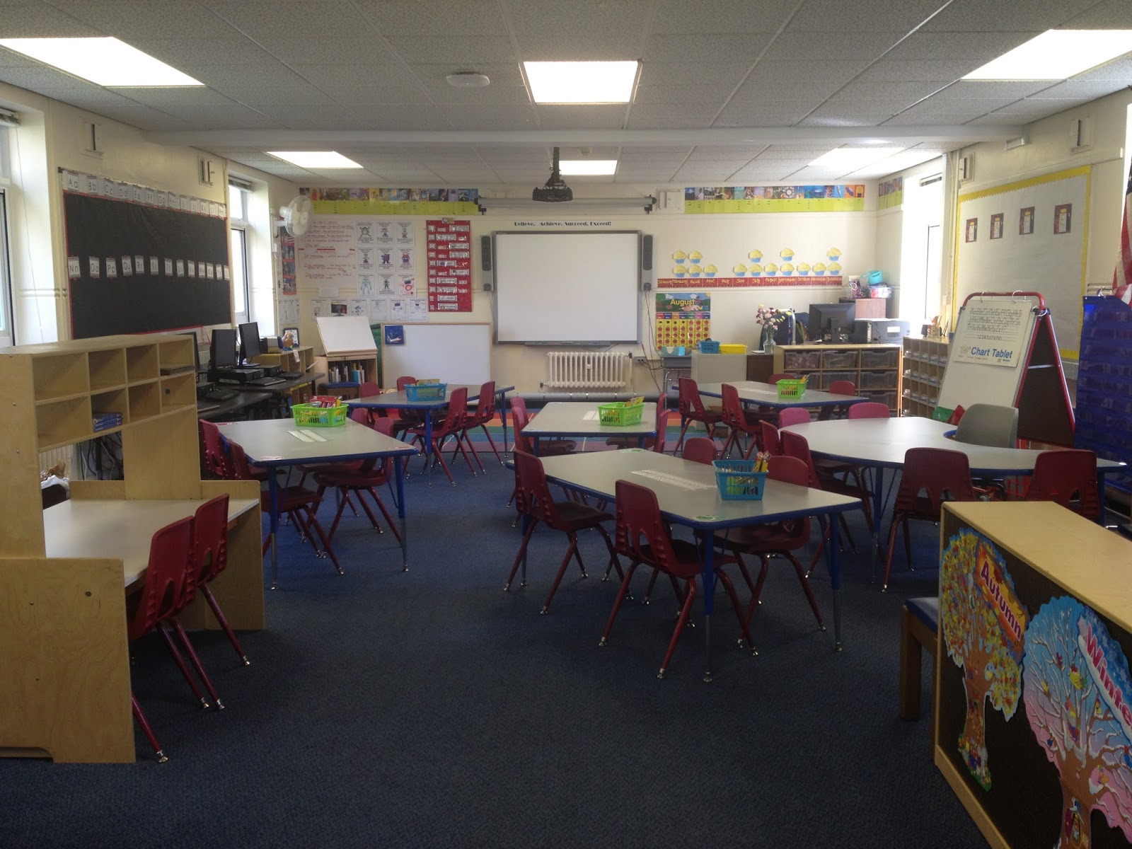 My 1st Grade Classroom Set-Up | Ms. Lulu Teaches