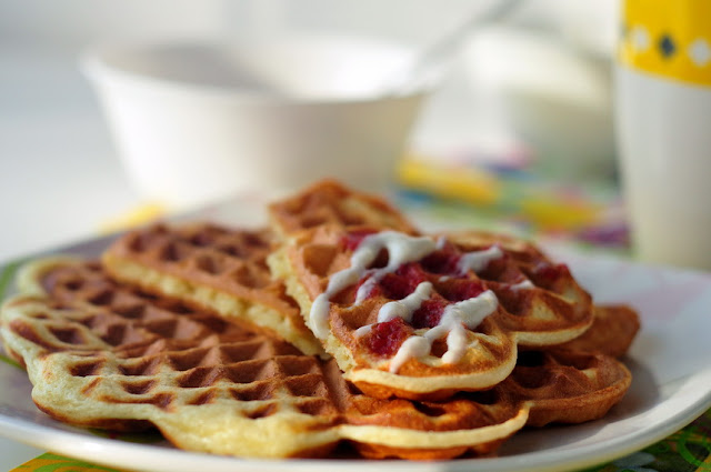 Širšių lizdas: Varškiniai čirviniai blynai (vafliai)