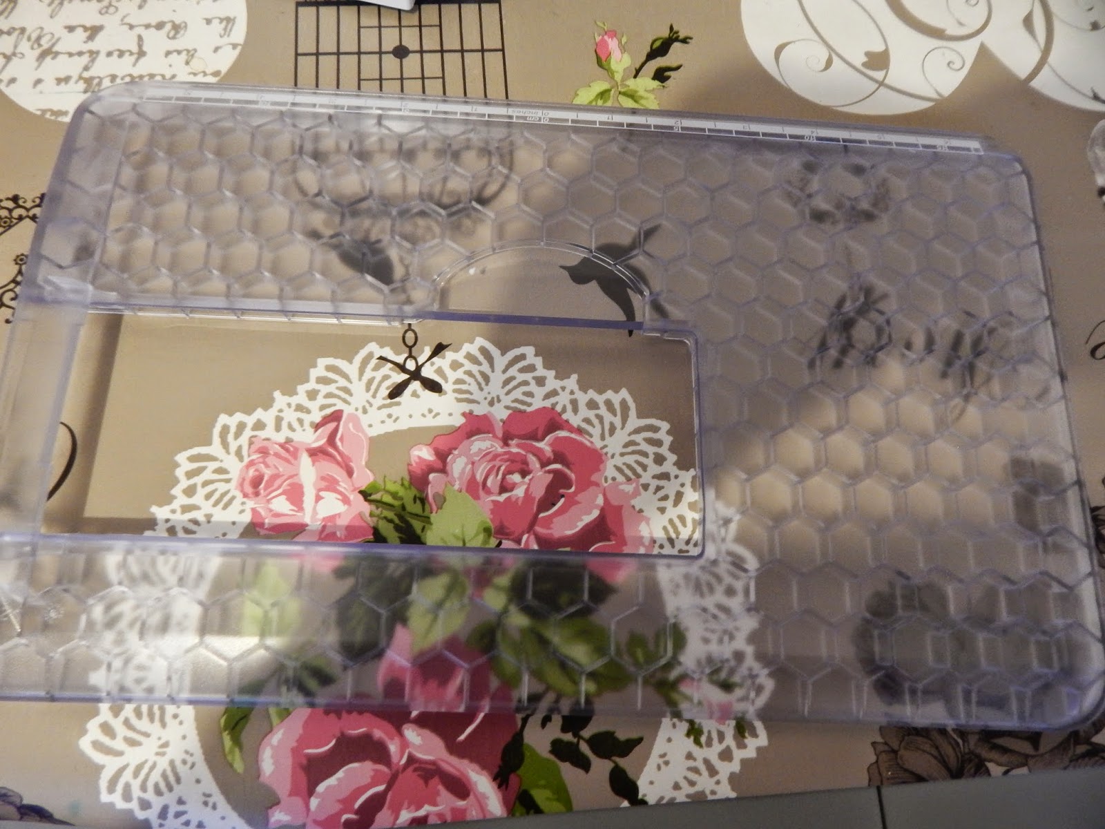 Dans le dressing de mes ptits titis: La Bernina 215 Simply Red : elle à ...