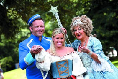 NickALive!: Nickelodeon UK Presenter Jamie Rickers To Star As 'Buttons ...