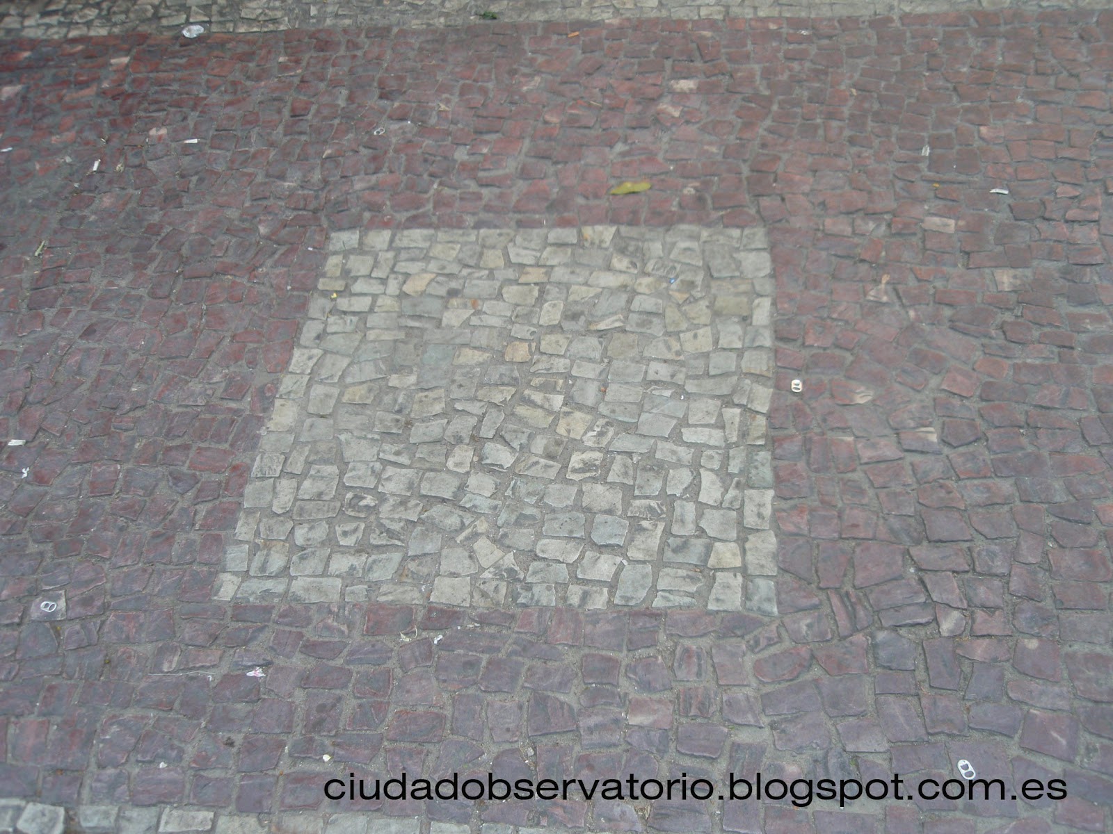 ciudad observatorio: aceras que alegran la vista