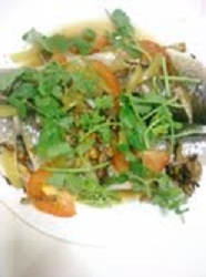 rainbowdiary: Recipe - Steam Mullet With Tomato And Pickled Mustard Green