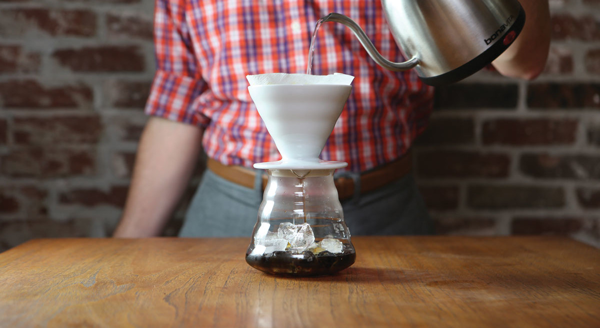Cara Membuat Es Kopi Menggunakan Hario V60 (Hario V60 Japanese Style ...