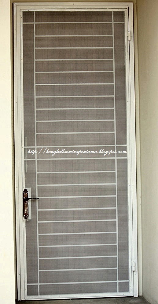 Pintu Besi Minimalis