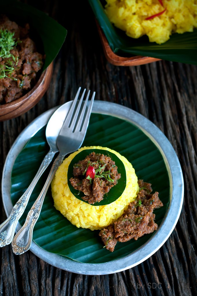 Melley Mey's Kitchen : ~ Resipi Pulut Kuning Bersama Rendang Daging...