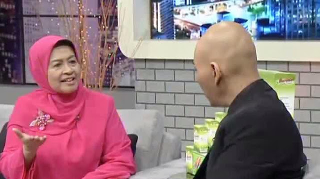 "Curhat" Bu Elly Risman yang di tayangkan dalam acara Basa Basi di ...