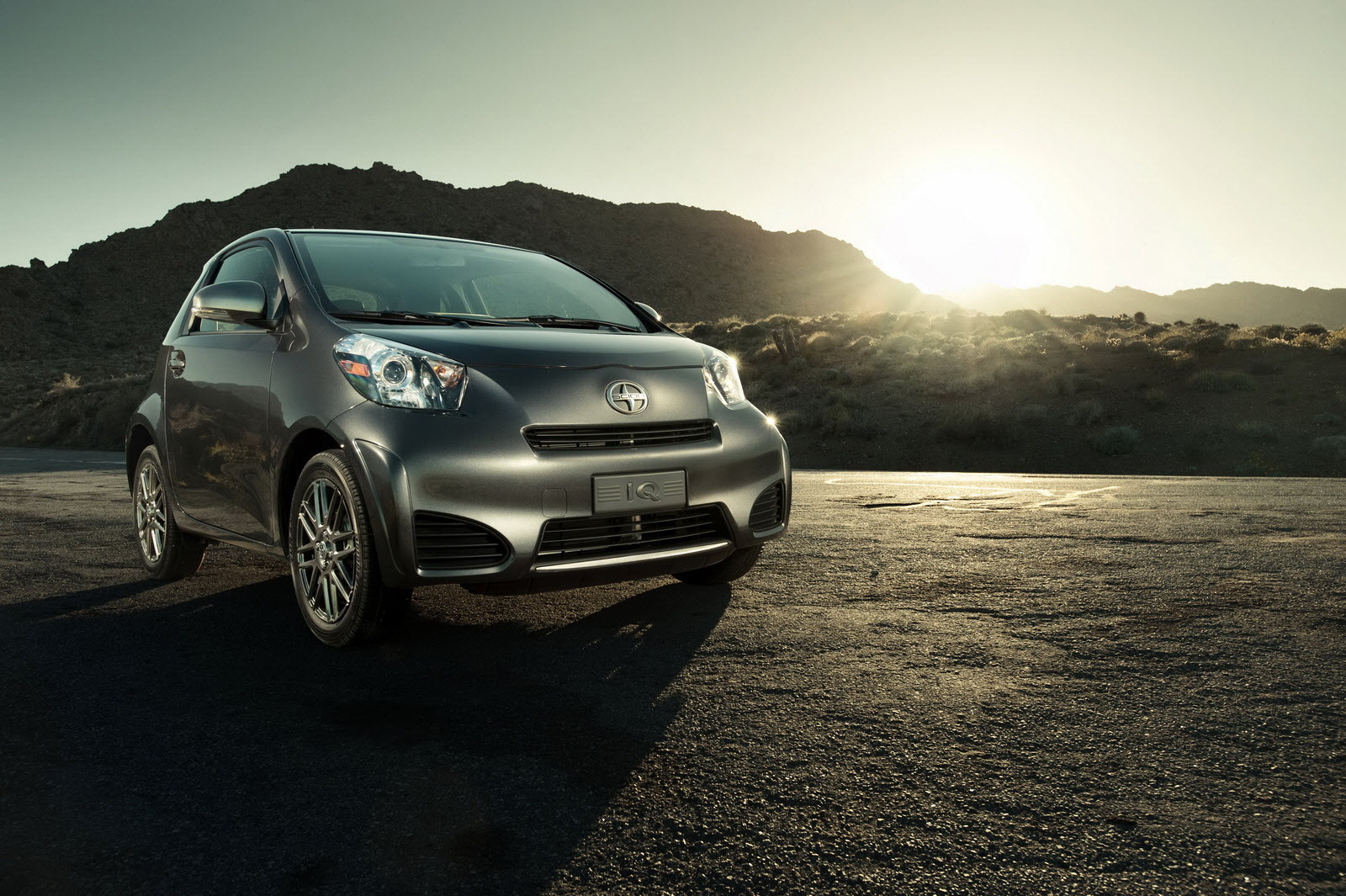 2012 Scion iQ : Premium micro-subcompact is world’s smallest four ...