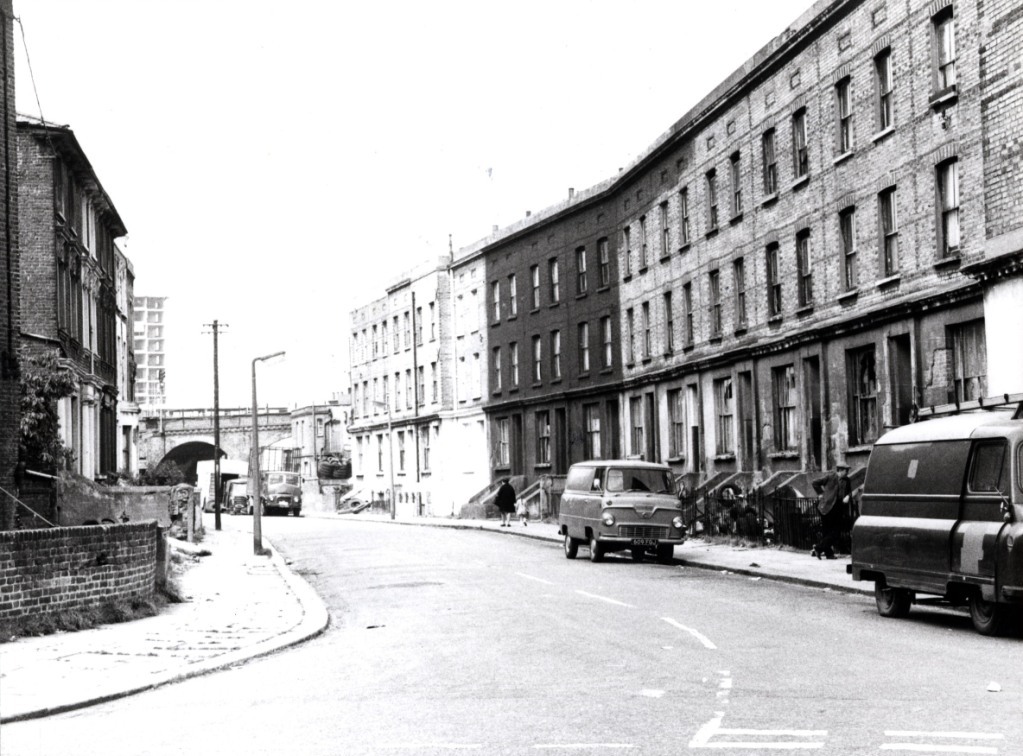 Amazing Vintage Photographs of Streets of London in the Summer of 1969 ...