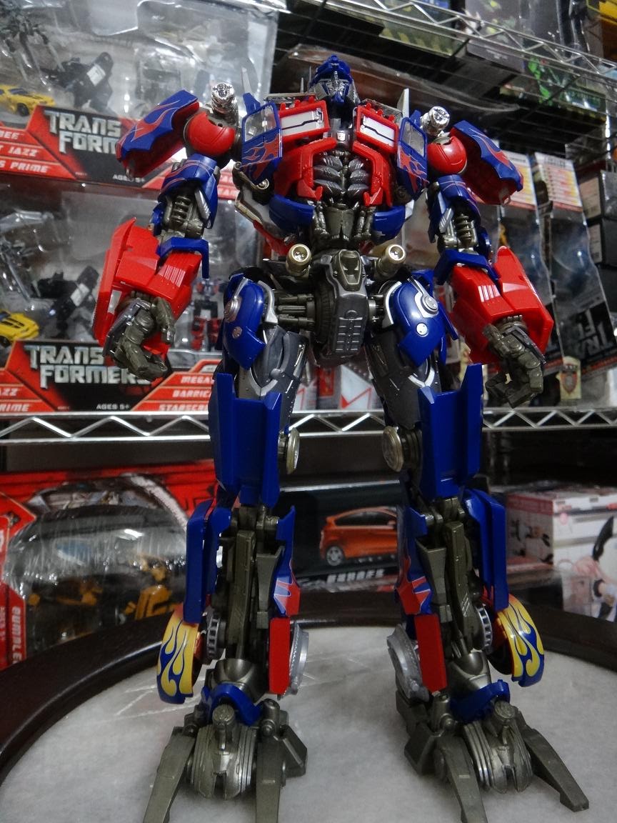 JUST Custom Toy: DMK-01 Optimus Prime - complete built model kit
