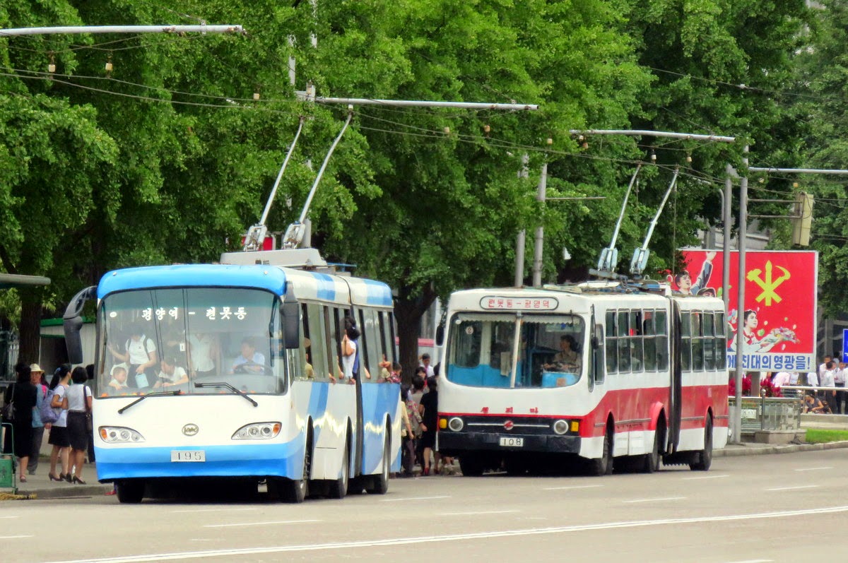 Richard's Tram Blog: PYONGYANG DPRK - TROLLEYBUSES AUGUST 2014 (2)