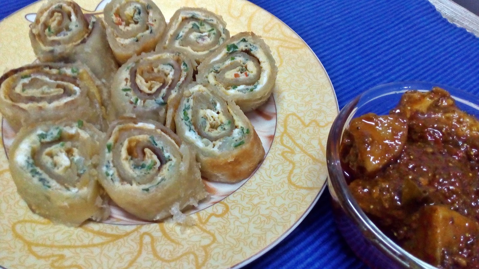 SurayaMSyed: Roti Paratha Gulung