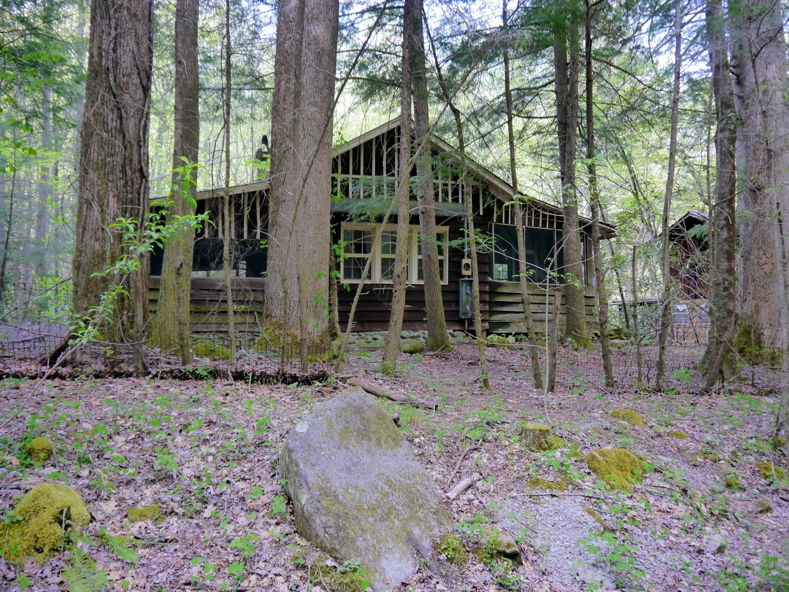American Travel Journal: Abandoned Buildings of the Elkmont Historic ...