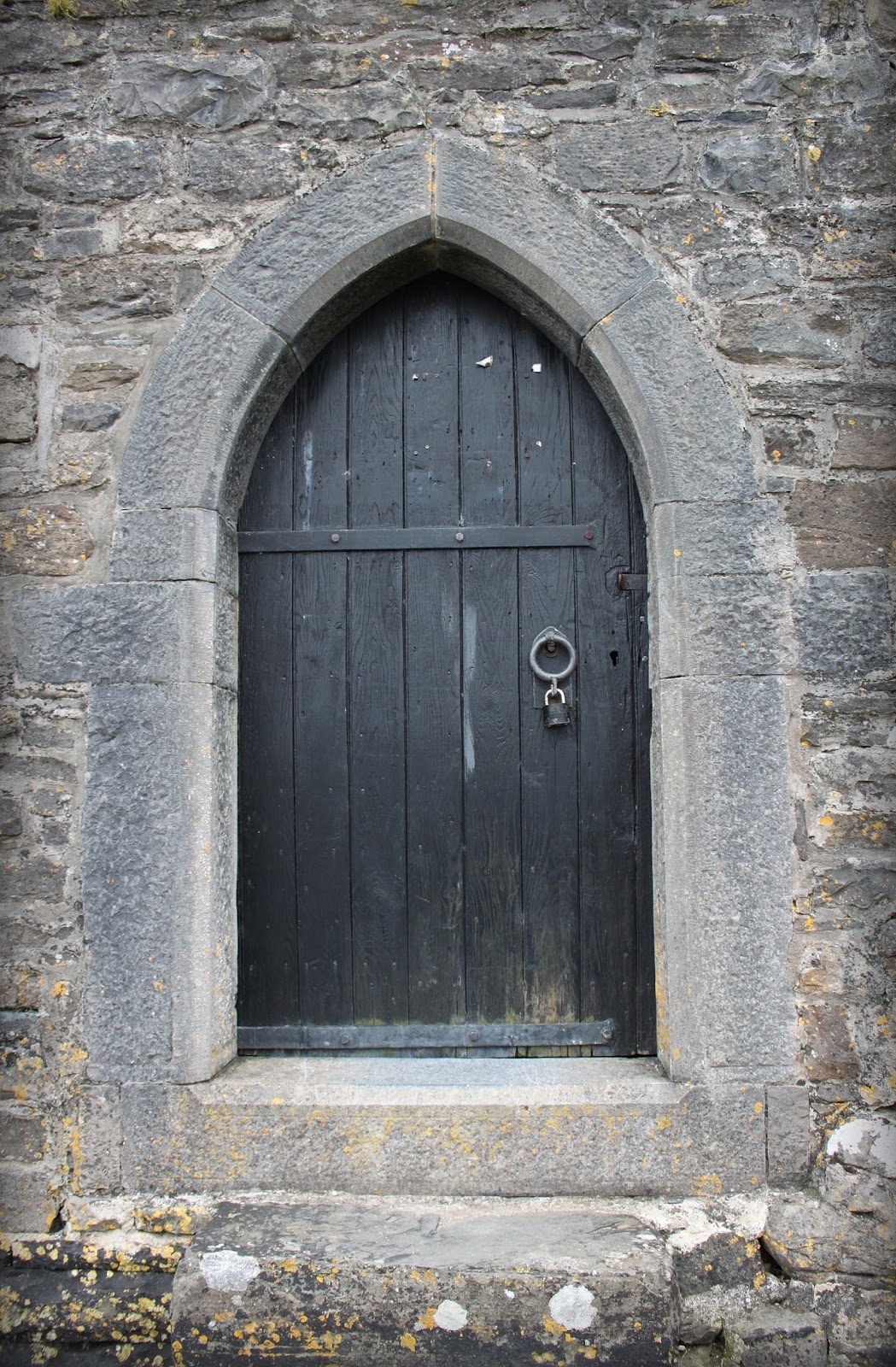 Historic Sites of Ireland: Rockfleet Castle