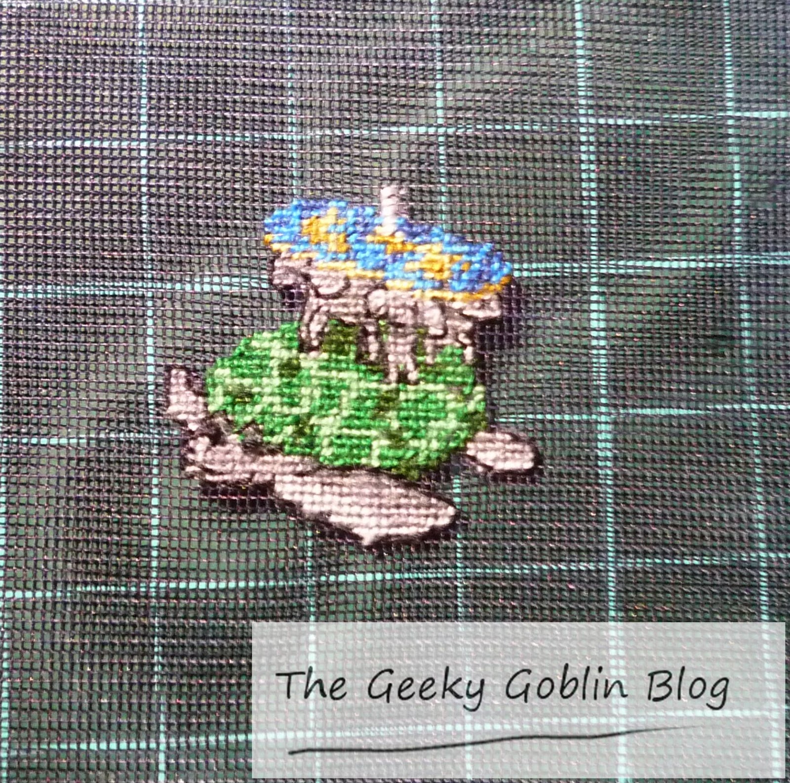 The Geeky Goblin: Making miniature petit point pieces