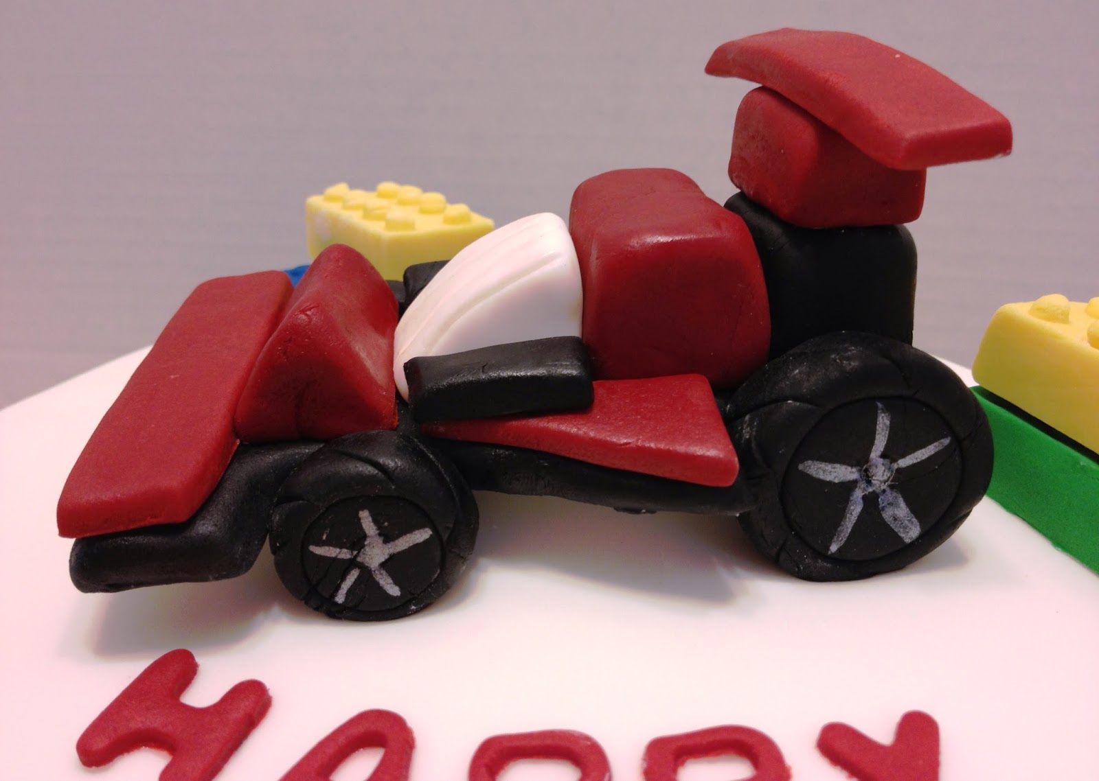 MaryMel Cakes: Lego Birthday