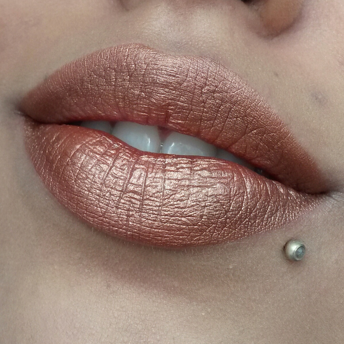 poutnshout: kylie cosmetics metal matte lipstick, review and swatches.