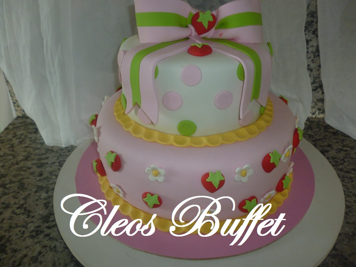 Cleos Buffet Bolos Artísticos: 02 ANDARES - 179,90