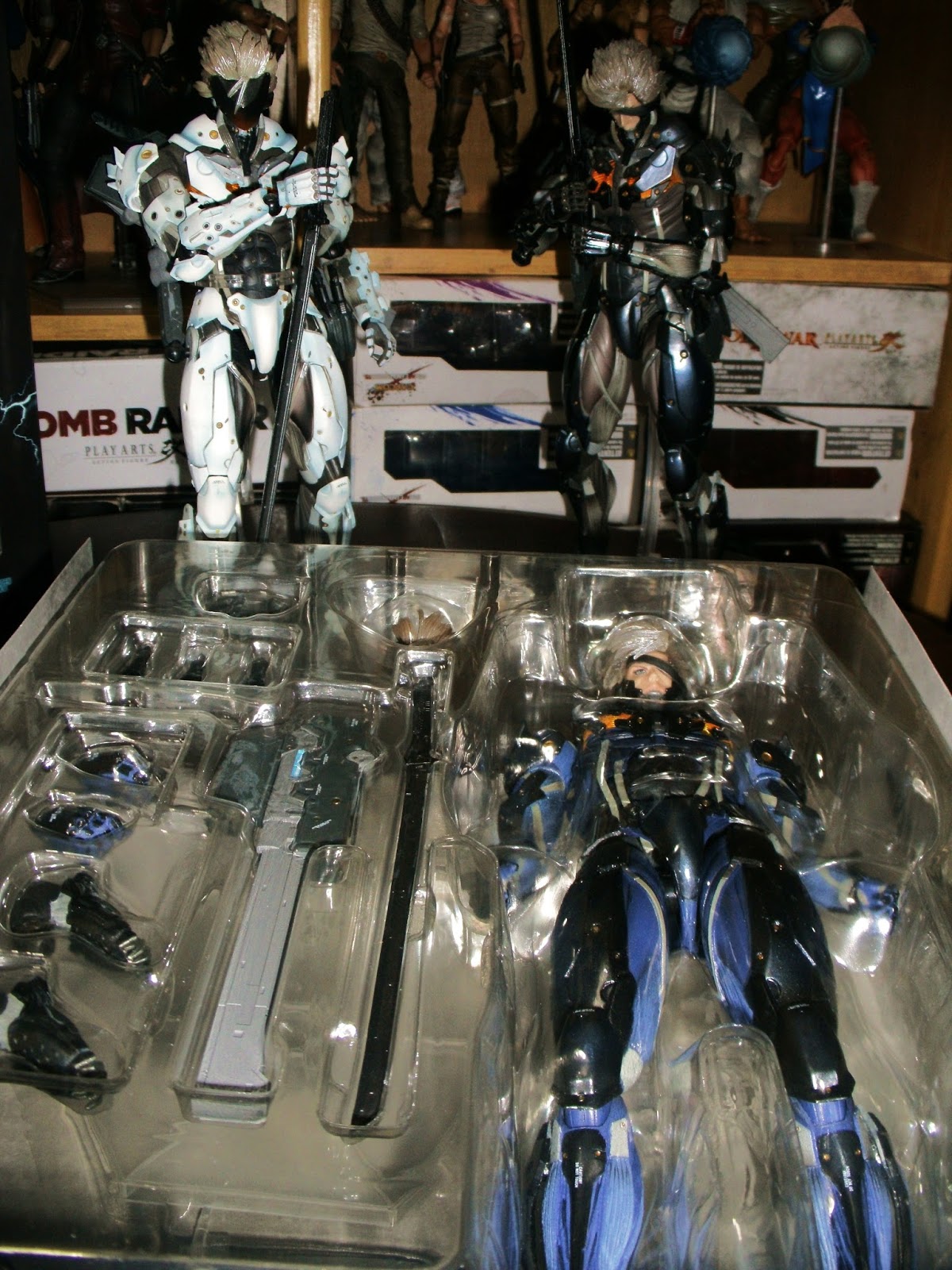 Angels and Summer: Play Arts Kai Raiden Blue Custom Body - MGRR