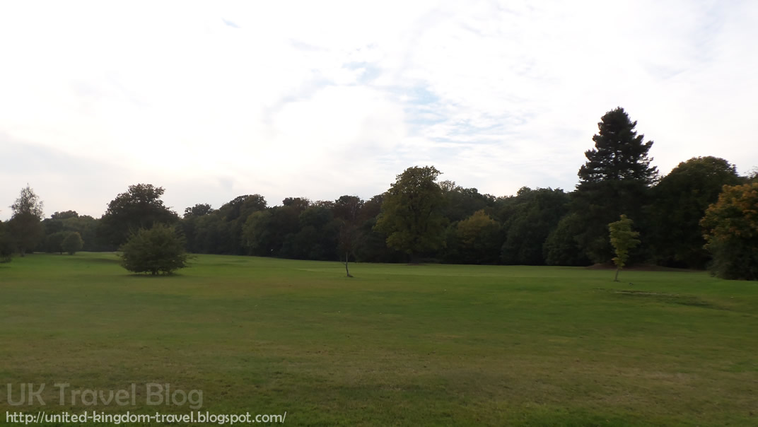 Whitewebbs Wood, Park and Golf Course - The Globe Trotter