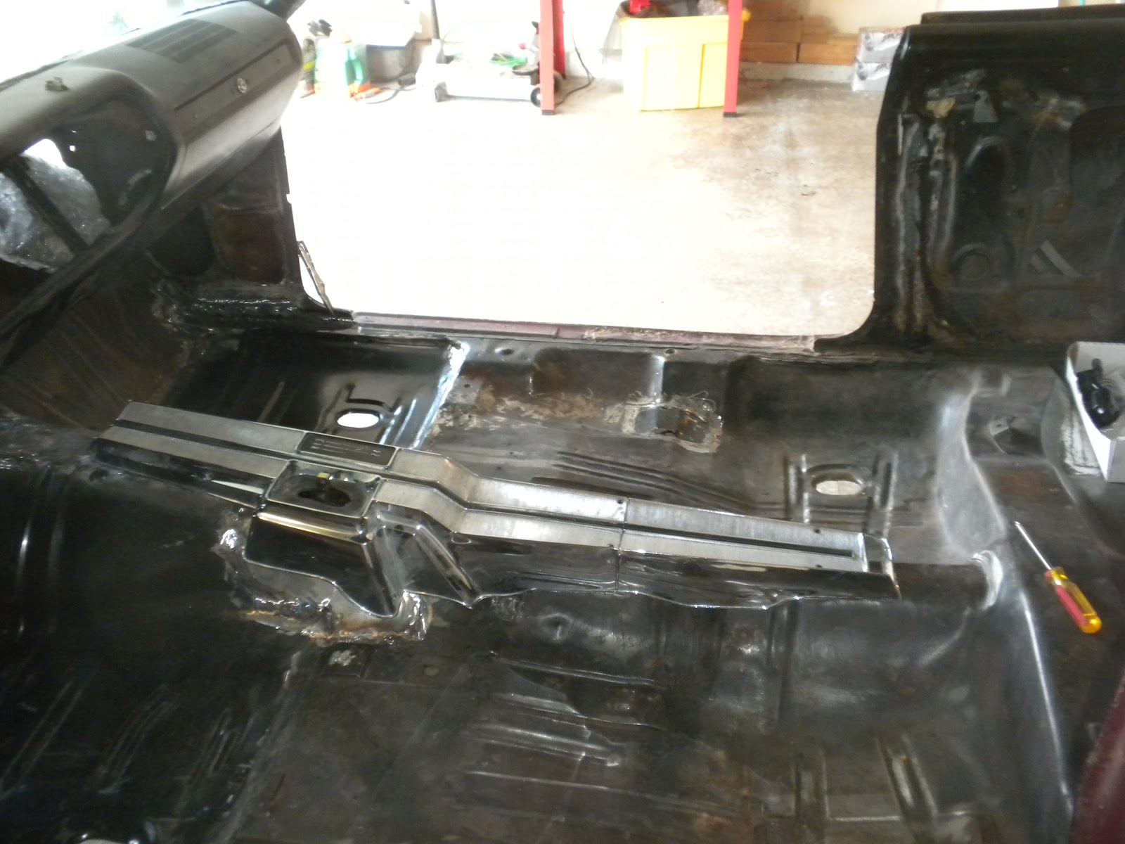 1965 Chevelle Malibu SS Restoration: Center console mounting