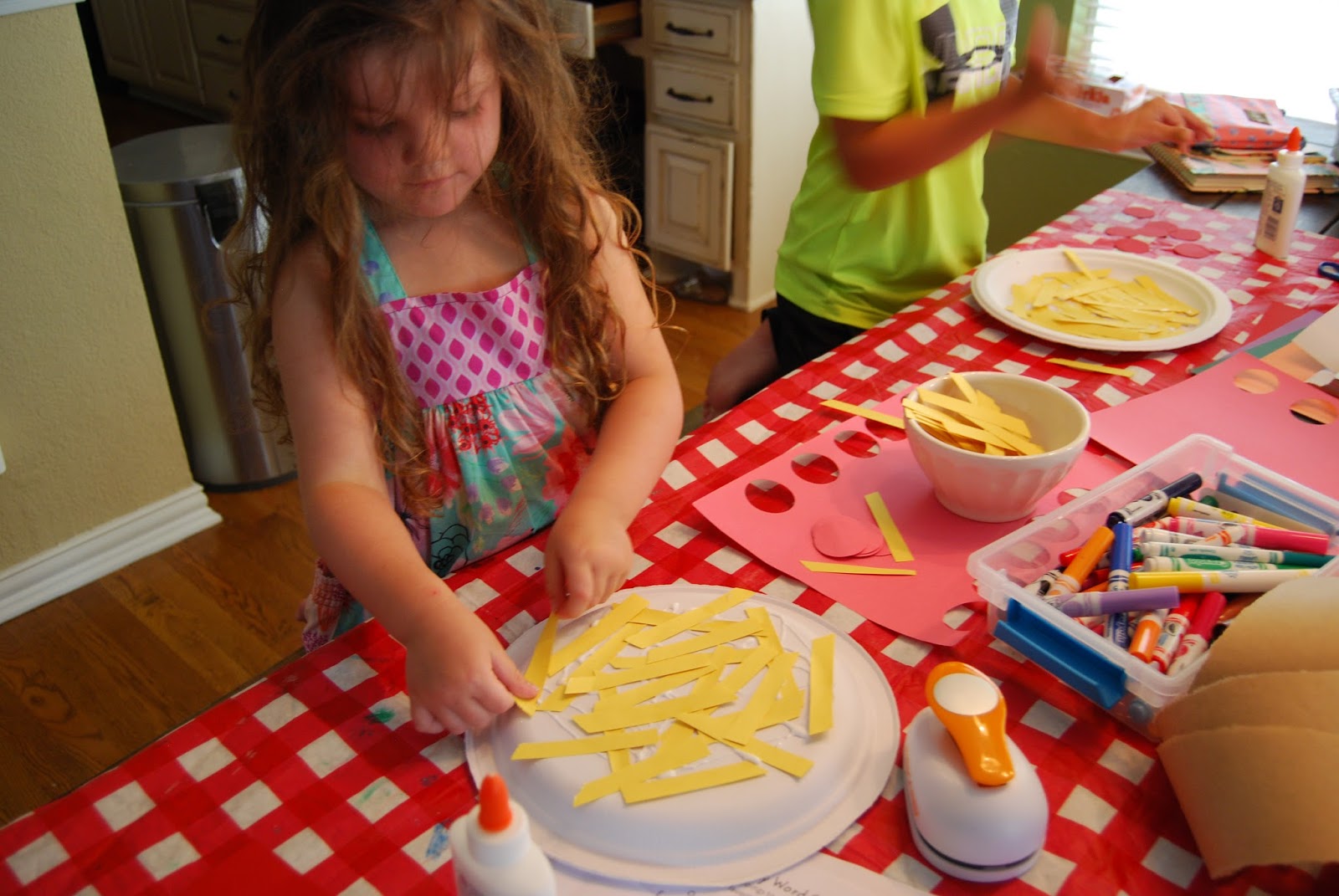 Momfessionals: Family Book Club - Secret Pizza Party