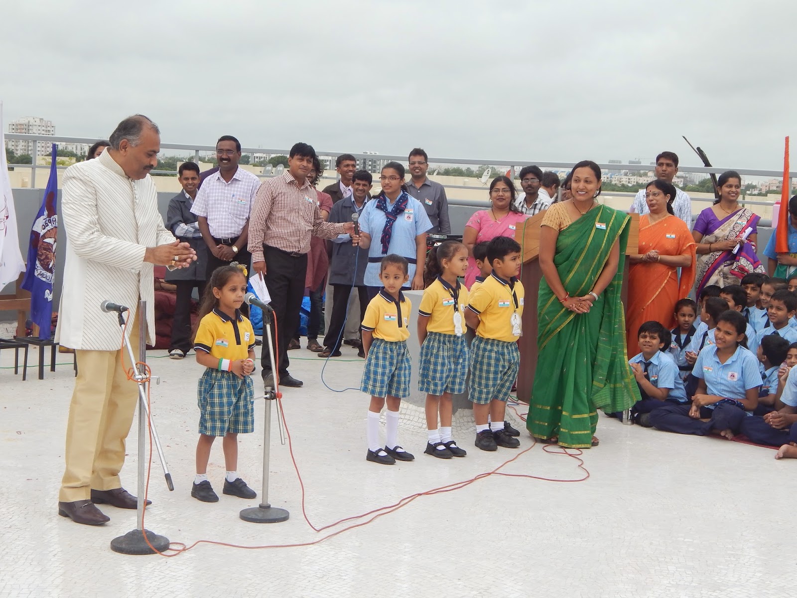 The H.B.Kapadia New High School, Chandkheda, Ahmedabad: Independence ...