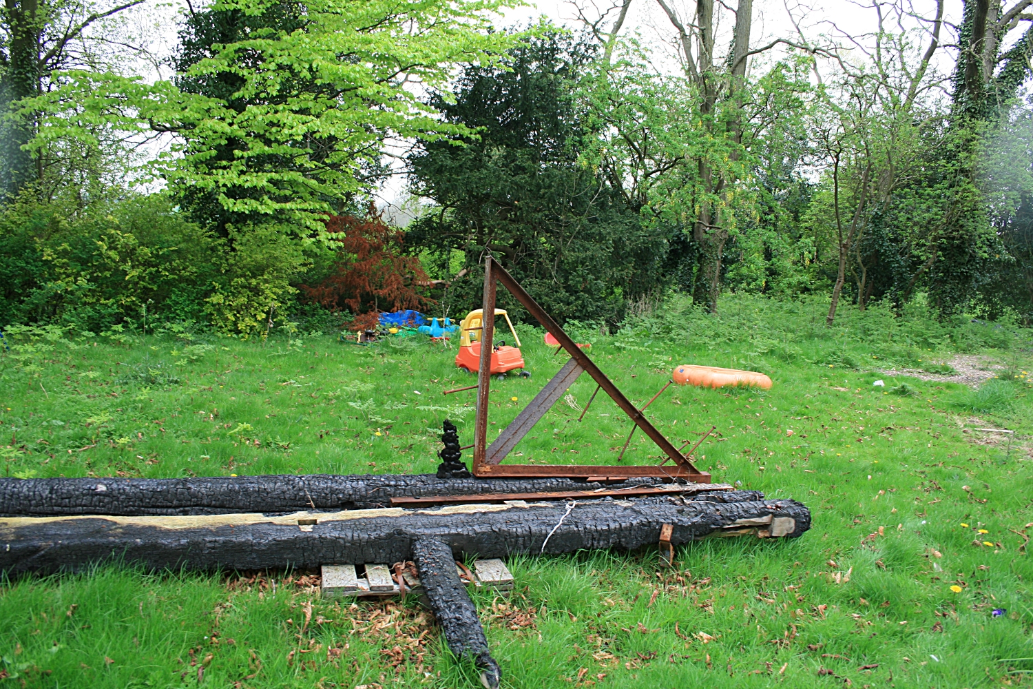 Roads and artifacts: Manor Lodge Worksop