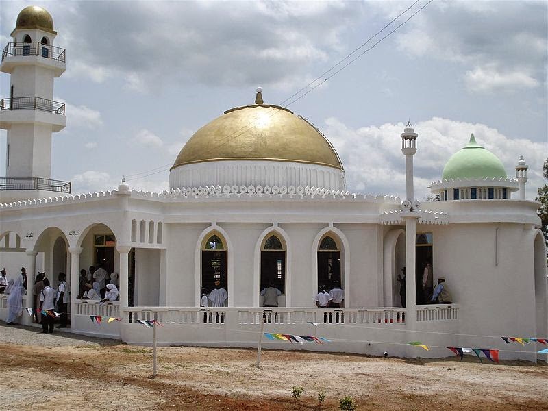 AHMADIYYA MOSQUE: Noor Mosque - Ghana