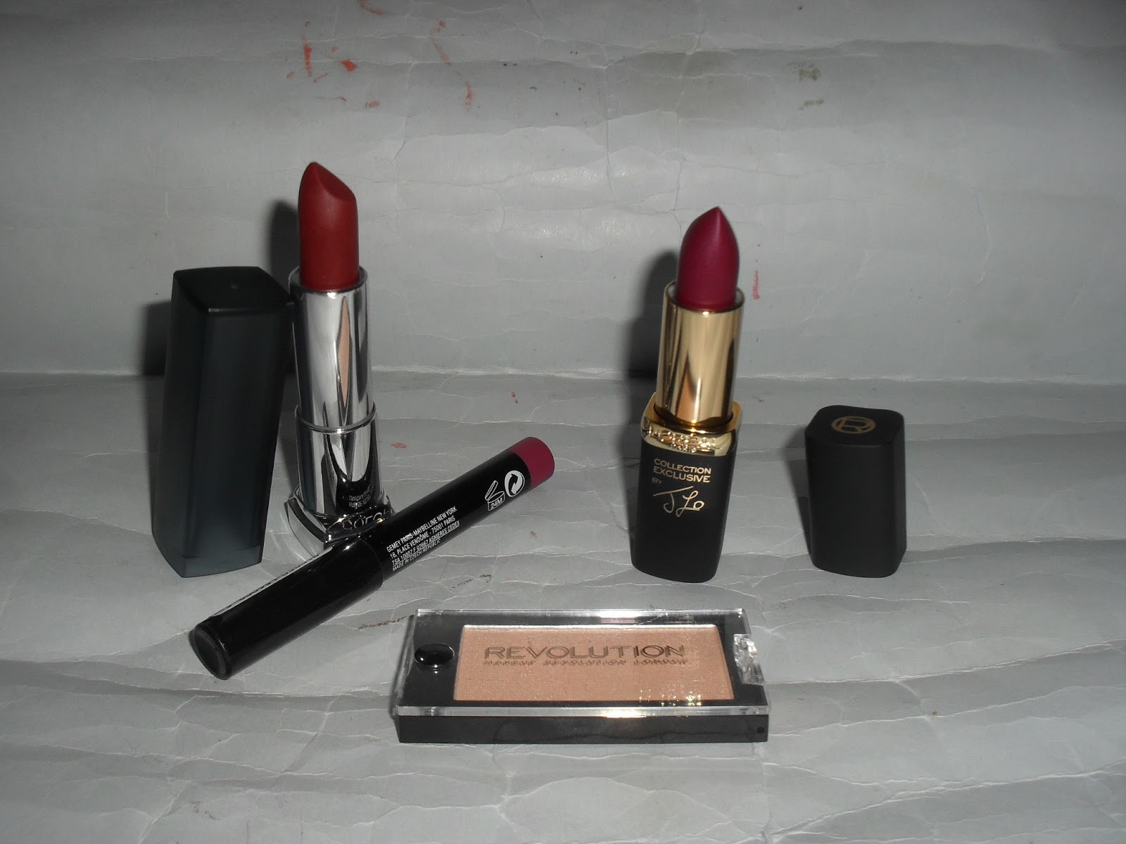 Cuando te sigue gustando el maquillaje a los 50: Varios labiales se ...