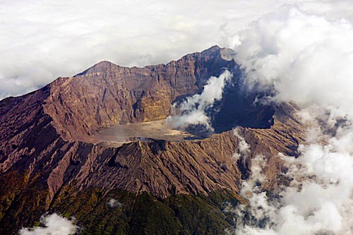Puncak Gunung Raung (Kabupaten Bondowoso, Provinsi Jawa Timur)