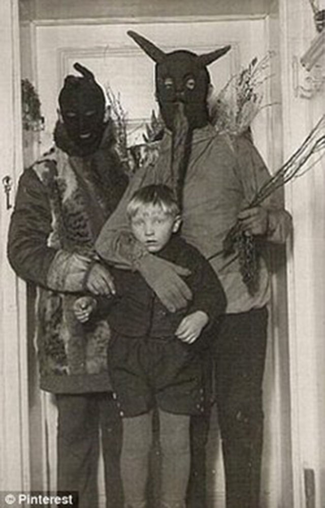 These 20 Creepy Vintage Photos Will Haunt Your Sleep ~ Vintage Everyday