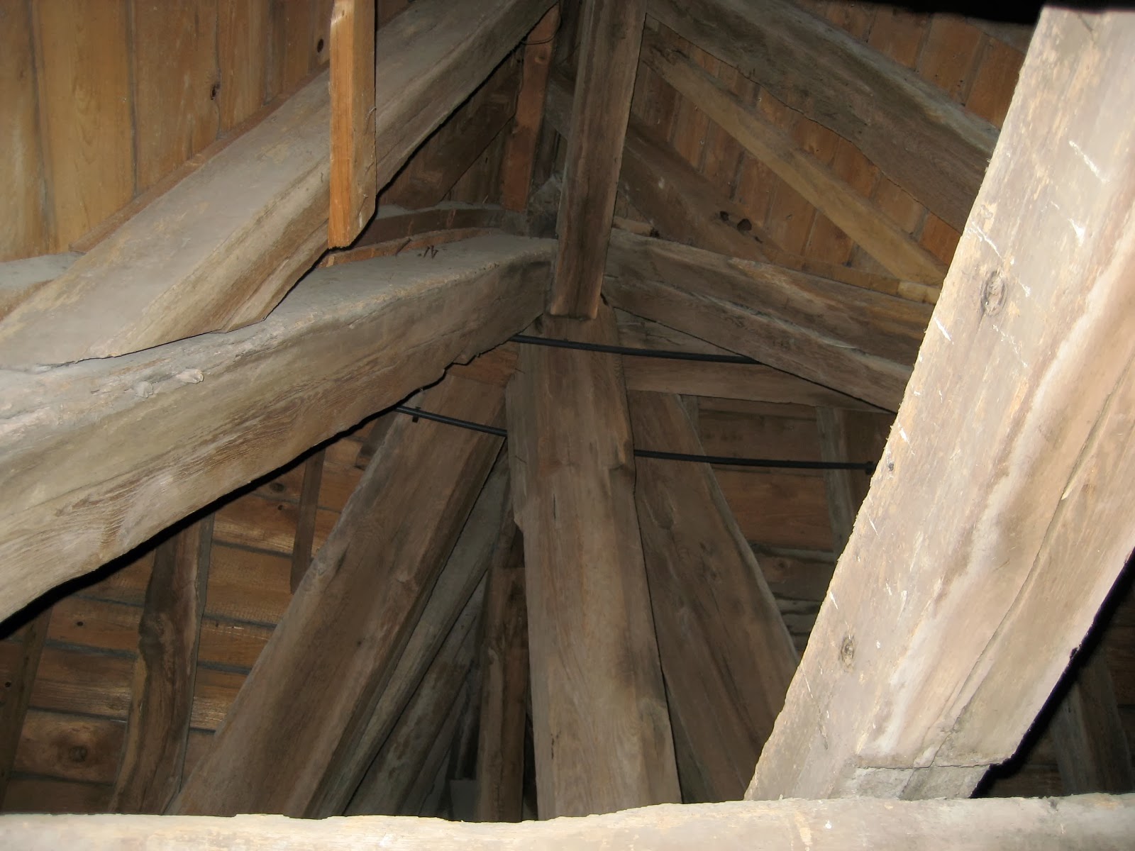 Roof Framing Geometry: Rotated Hip Rafters Without Backing Angle