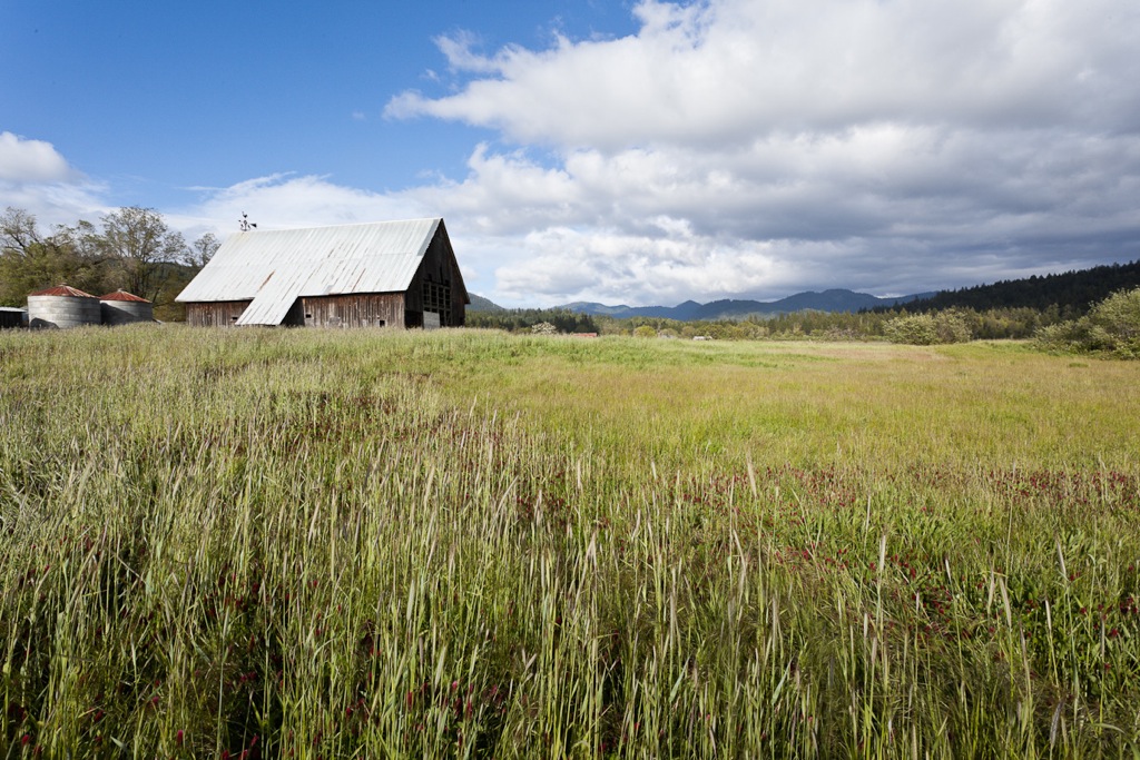 Sojourn Farms: Weddings at the [Sojourn!] Farm
