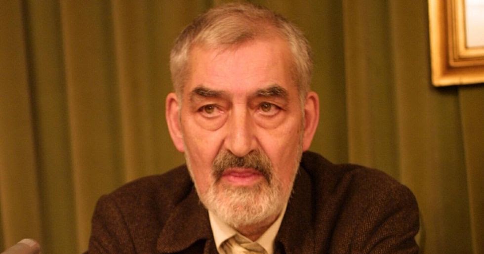 Fragmento de "Manuel María.Antoloxía poética" de Darío Xohán Cabana e ...