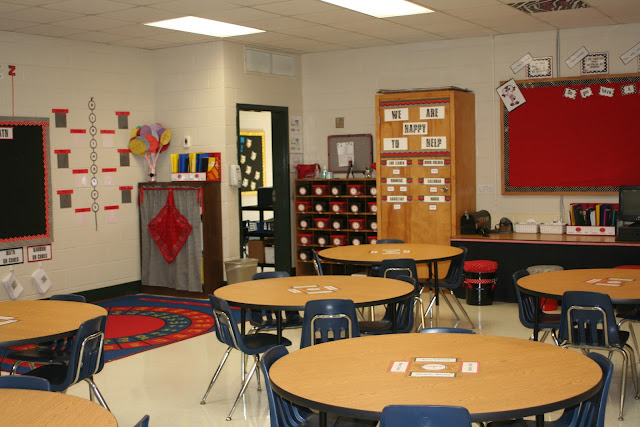 Second Grade Chatter: Classroom Reveal and Monday Made It