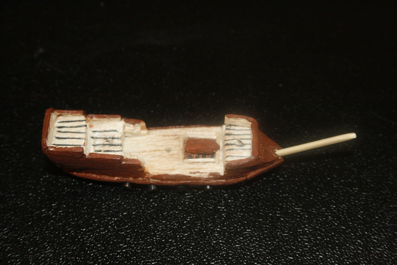 Siemens Bottling Co.: Split Hulls and Deck Accessories