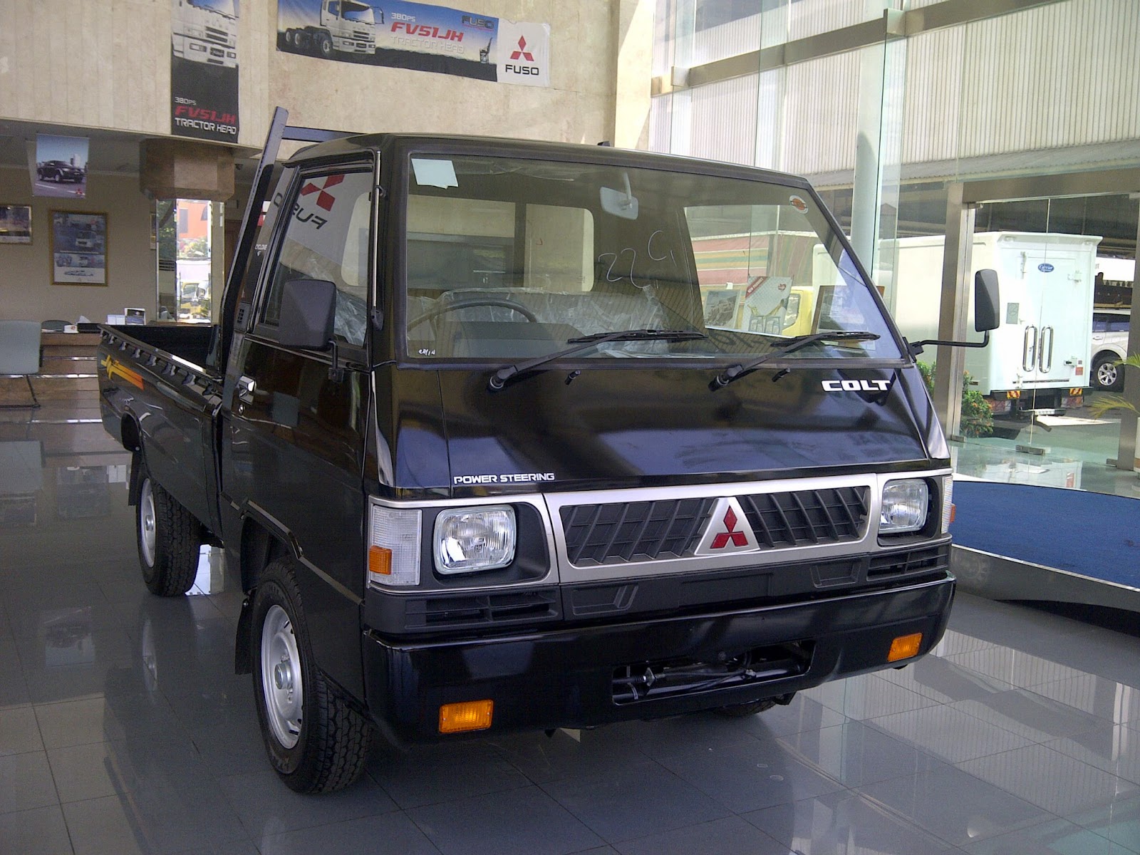 COLT L300Dealer Resmi Mitsubishi - Penjualan Kendaraan Penumpang dan ...