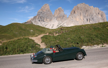 REISE : Schöne Autos, traumhafte Landschaft - das ist die 9. ADAC ...